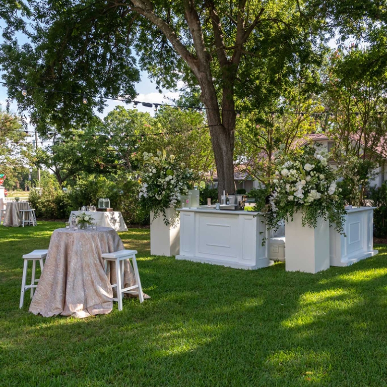 White Traditions Bar | Bar & Beverage Rentals | Premiere Events