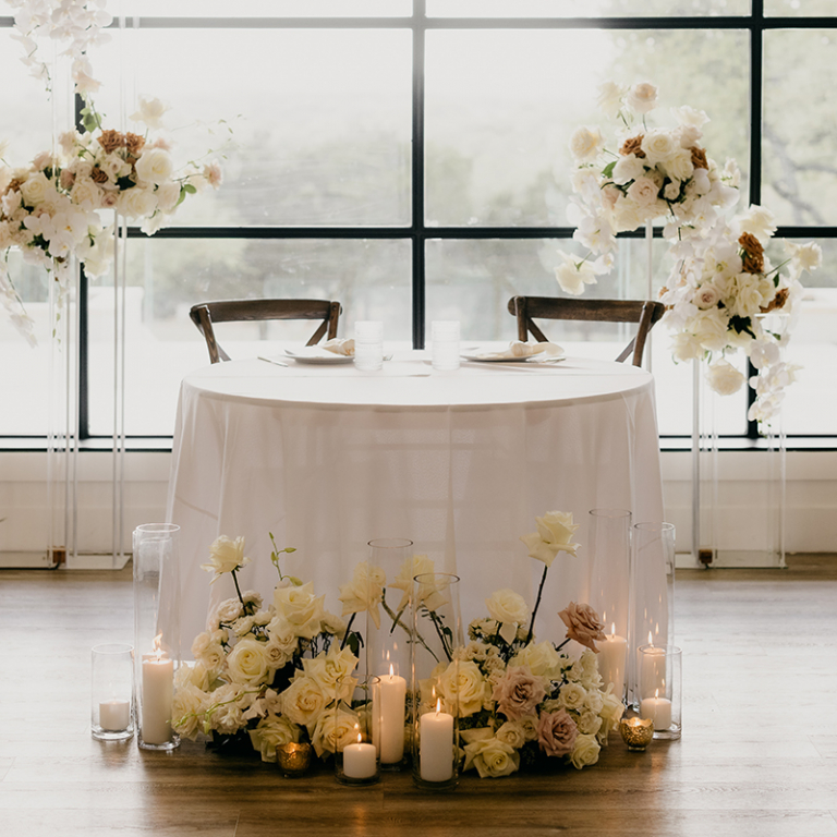 White Economy Linen Rentals | Premiere Events