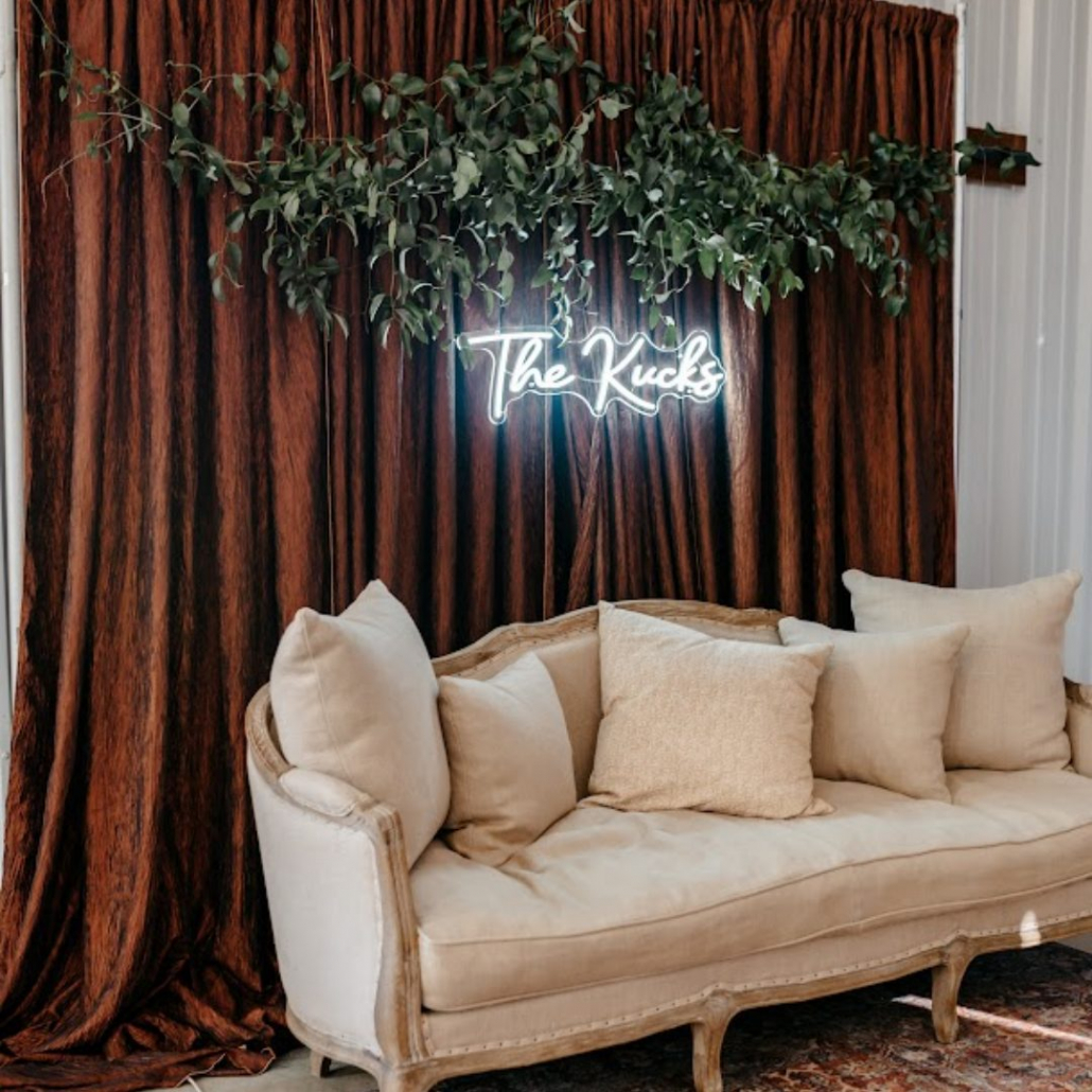 Royal Crush Drapes | Linen Rentals | Premiere Events