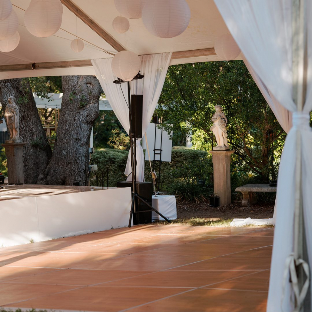 American Plank Dance Floor, 4' x 4' Rentals | Premiere Events