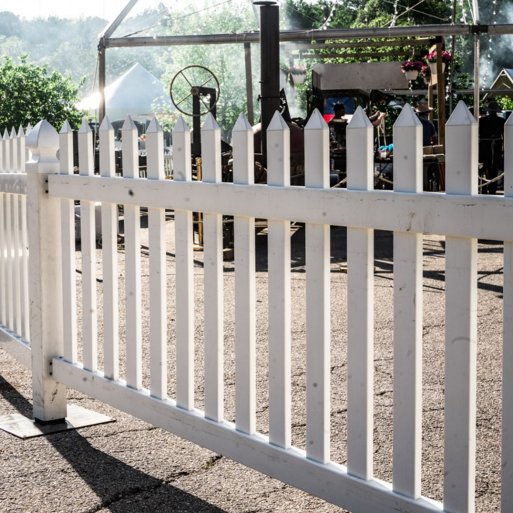 10' White Picket Fence Rentals | Premiere Events